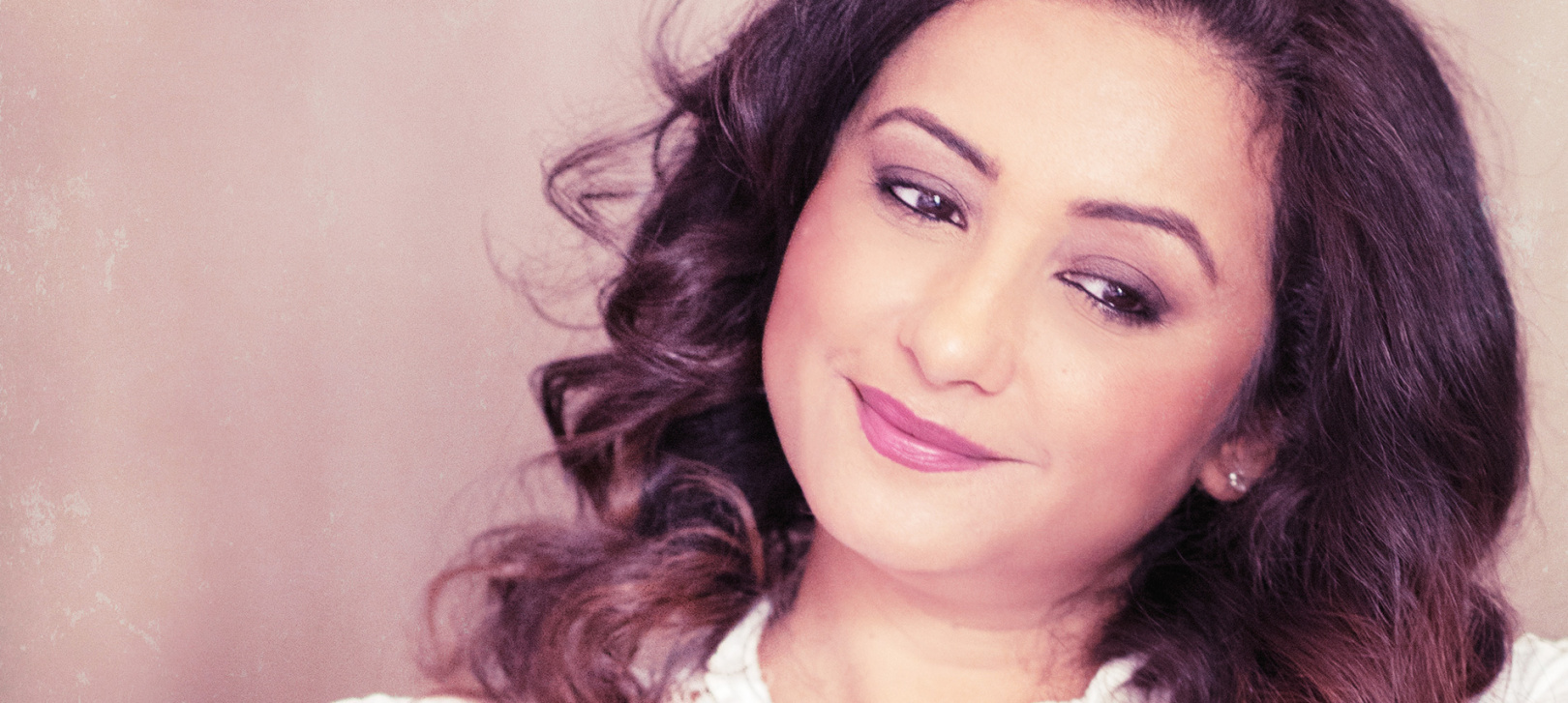 5 Things You Didn’t Know About Divya Dutta - Penguin Random House India